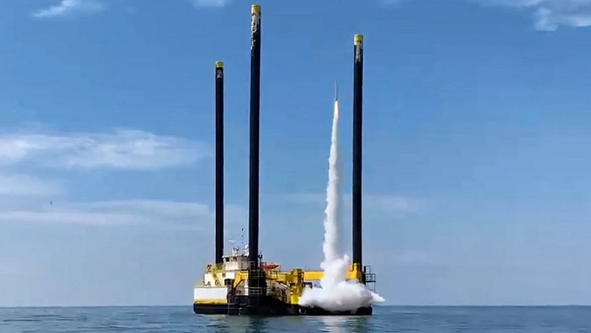 US firm to build sea-going rocket launch base prototype
