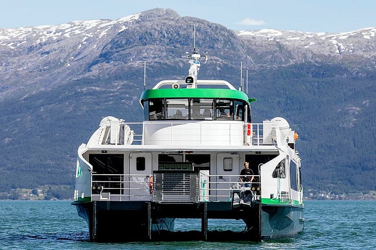 VESSEL REVIEW | Medstraum – Electric catamaran ferry for Norway’s Kolumbus