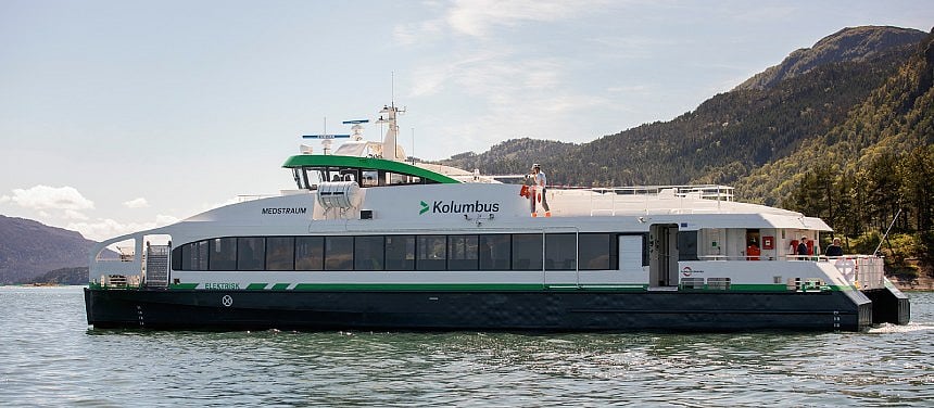 VESSEL REVIEW | Medstraum – Electric catamaran ferry for Norway’s Kolumbus