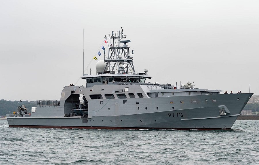 VESSEL REVIEW | Auguste Benebig – Versatile French Navy patrol ship to ...