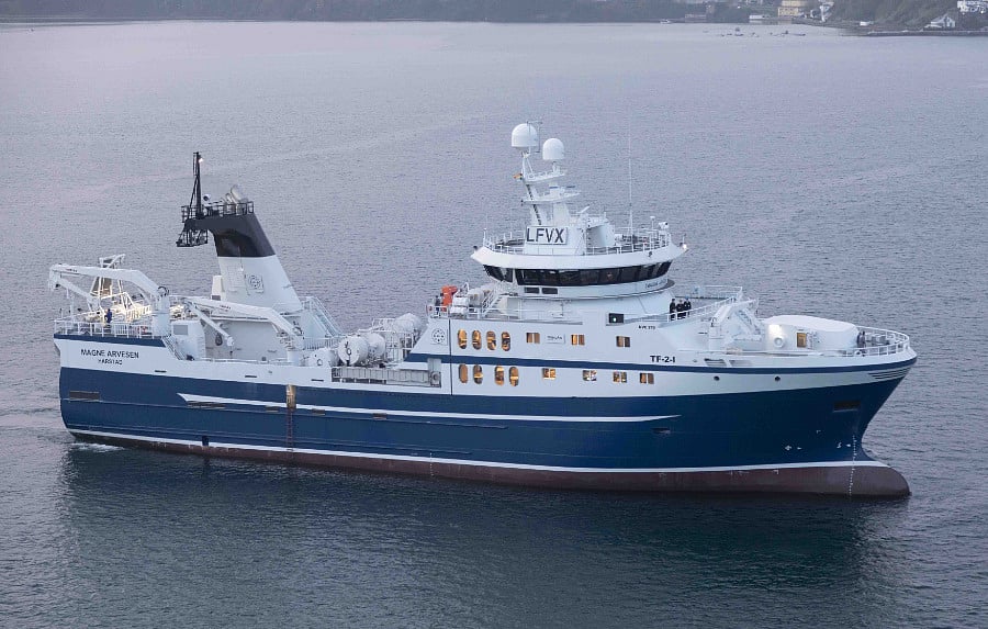 VESSEL REVIEW | Magne Arvesen – Versatile freezer trawler built for ...