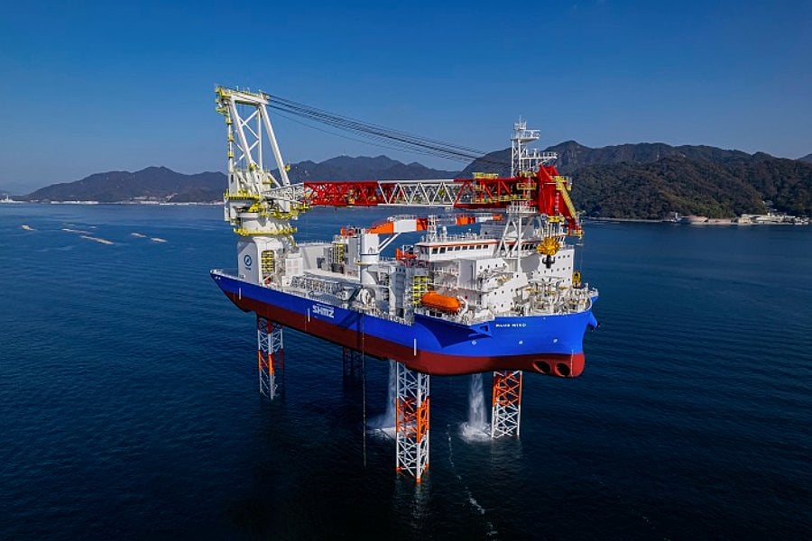 VESSEL REVIEW | Blue Wind – Versatile installation jackup for Shimizu ...