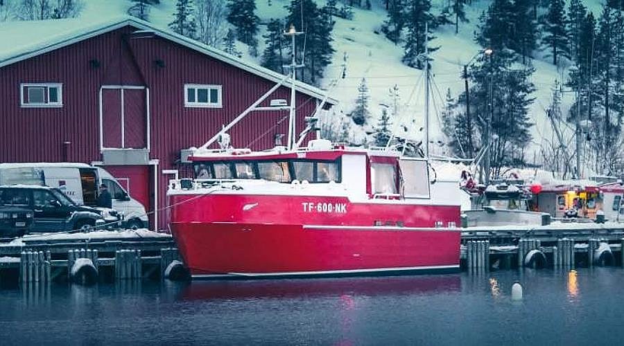 VESSEL REVIEW | Asterix – Finnish-built crab boat with oil spill ...