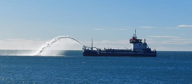 VESSEL REVIEW | Hydromer – Hydrogen-ready hopper dredger to serve ...