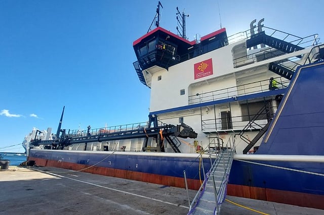 VESSEL REVIEW | Hydromer – Hydrogen-ready hopper dredger to serve ...