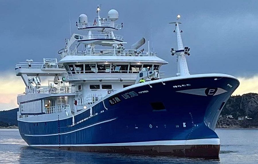 VESSEL REVIEW | Liafjord – Norwegian seiner/trawler capable of reduced ...
