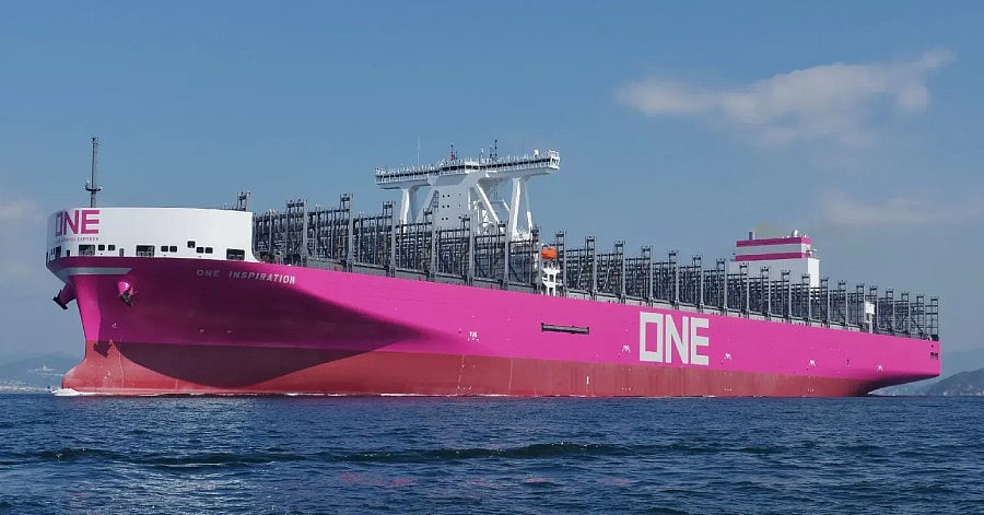 VESSEL REVIEW | One Inspiration – Japanese-built 24,000TEU boxship ...