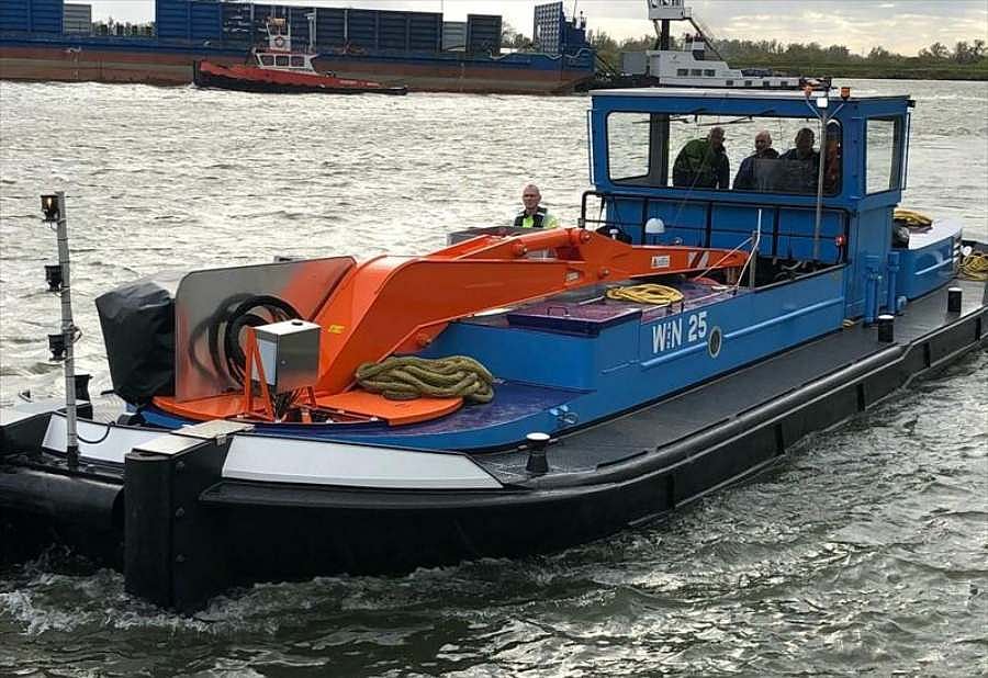 VESSEL REVIEW | WN25 – Hybrid crane vessel delivered to Amsterdam water ...