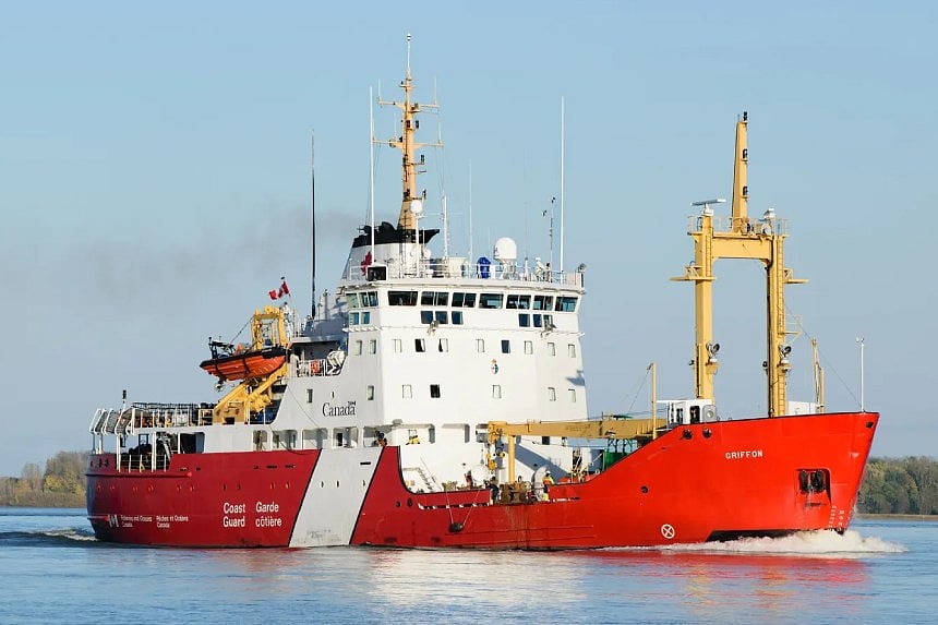 Contract awarded for modernisation of Canadian Coast Guard icebreaker