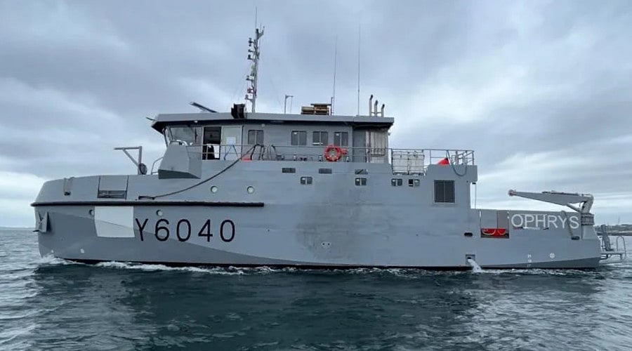 VESSEL REVIEW | Ophrys – New minehunting dive boat delivered to French Navy