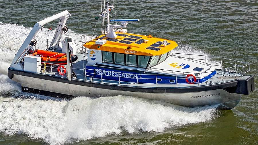 VESSEL REVIEW | Adriaen Coenen – Shallow-draught workboat enters ...