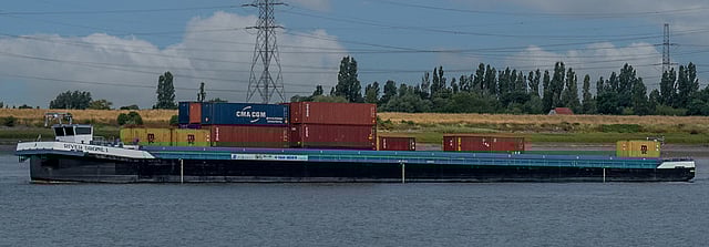 VESSEL REVIEW | River Drone 1 – Dutch operator places remote-controlled ...