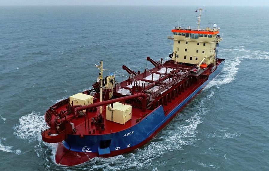 VESSEL REVIEW | Embla R – Rohde Nielsen’s shallow-draught, DP-capable TSHDs