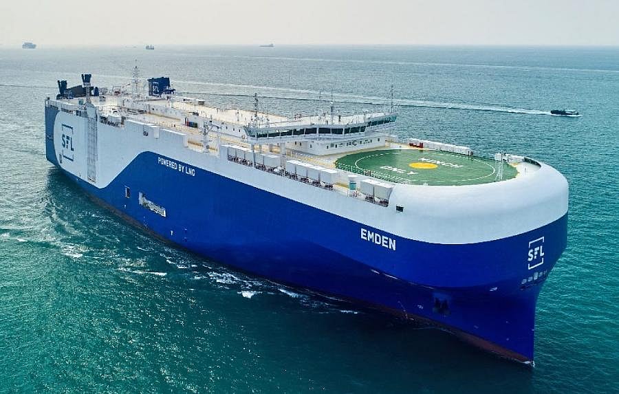 VESSEL REVIEW | Emden – LNG dual-fuel vehicle carrier handed over to ...