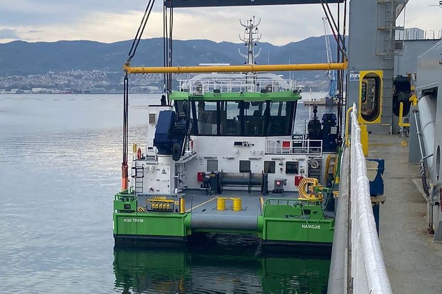 VESSEL REVIEW | AQS Trym – Hybrid catamaran workboat for Norwegian ...