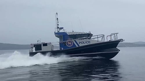 VESSEL REVIEW | Dauntless – Self-righting patrol and rescue boat for ...