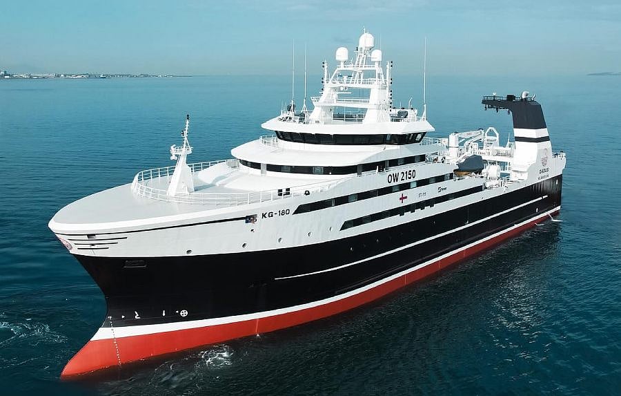 VESSEL REVIEW | Gadus – Whitefish factory trawler to operate in Faroe ...