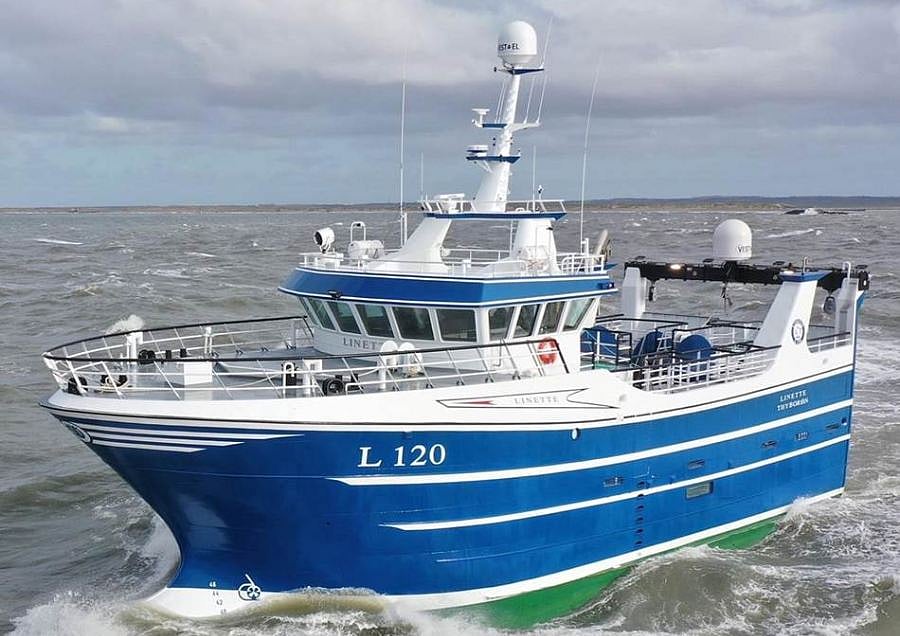VESSEL REVIEW | Linette – Highly efficient North Sea twin-rig trawler ...