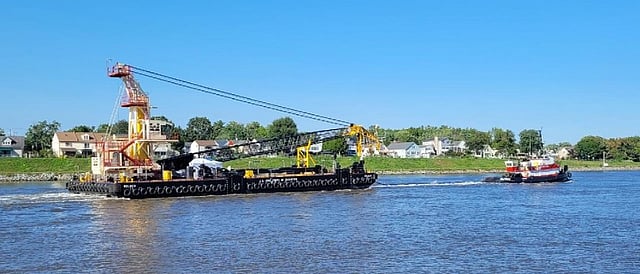 VESSEL REVIEW | Kolber – Crane and lock maintenance barge delivered to ...