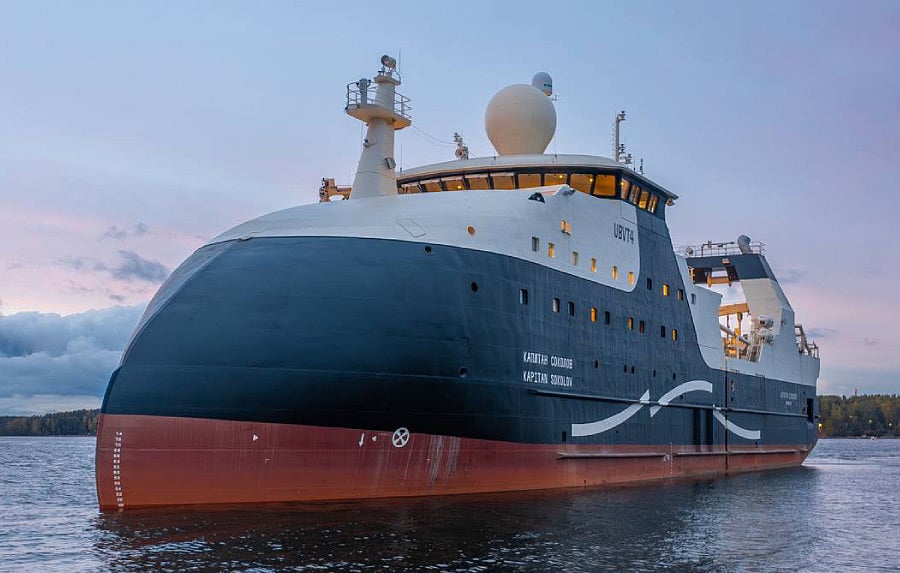 VESSEL REVIEW | Kapitan Sokolov – First in new large trawler series for ...