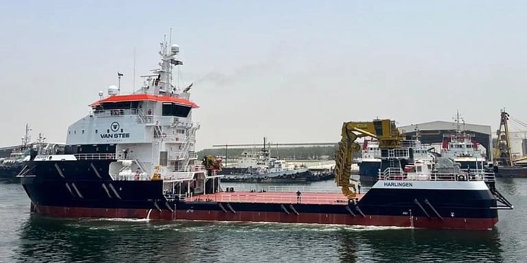 VESSEL REVIEW | Zwerver V – Large, shallow-draught workboat for Dutch ...