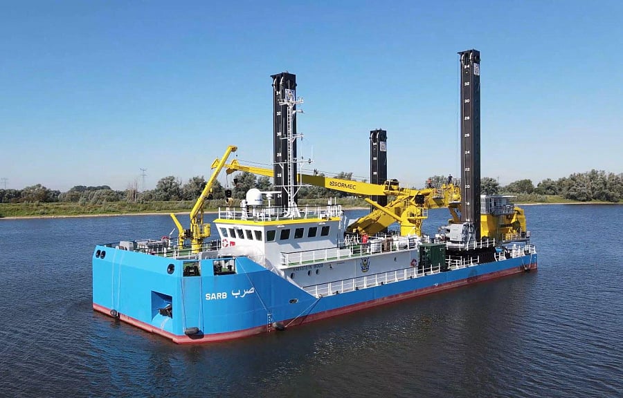VESSEL REVIEW | SARB – Dutch-built backhoe dredger for UAE operator
