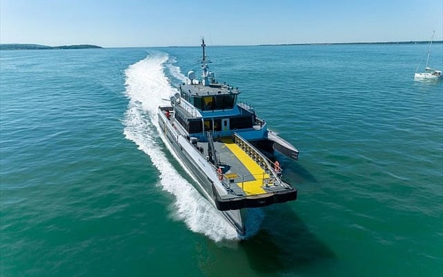 VESSEL REVIEW | Seacat Columbia – UK-built crewboat features innovative ...