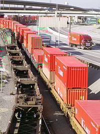 California port cargo gains continue into 2011