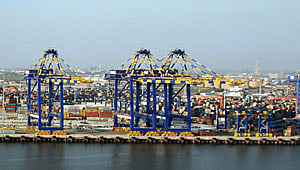 Pakistan: Port Qasim opens for business