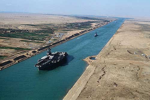 Suez Canal expansion contract awarded