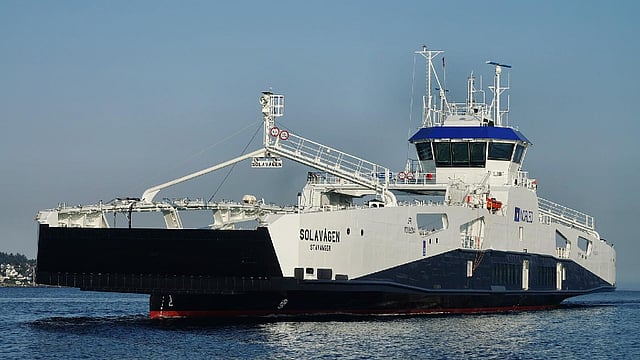VESSEL REVIEW | Solavågen – Second in series of four new hybrid ferries ...
