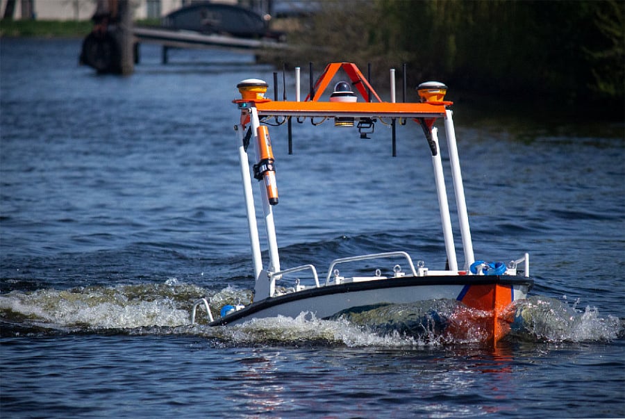 VESSEL REVIEW | VO:X Metiri – Ultra-quiet autonomous survey craft for ...