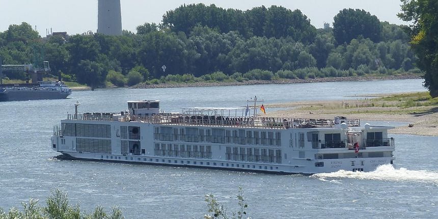 Cruise ship captain gets prison sentence for deadly collision with tour ...