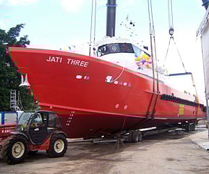 Singapore: Launching of two Strategic Marine crew boats