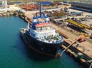 Fairplay Towage takes delivery of oceangoing tug
