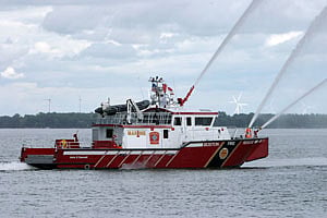 Metalcraft completes fireboat for Boston