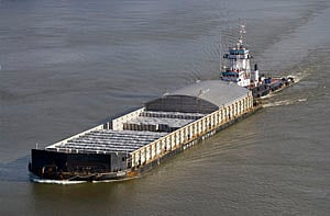 Great Lakes completes Canadian tug-barge repair