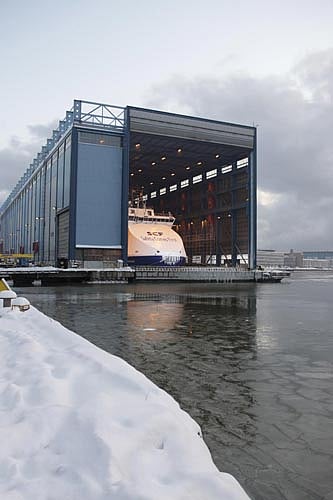 Arctech Helsinki Shipyard delivers icebreaking offshore vessel