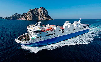 LNG ferry commissioned in Québec