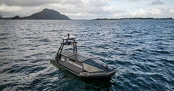 VESSEL REVIEW | Aker BioMarine USV to support Antarctica krill fishing ...