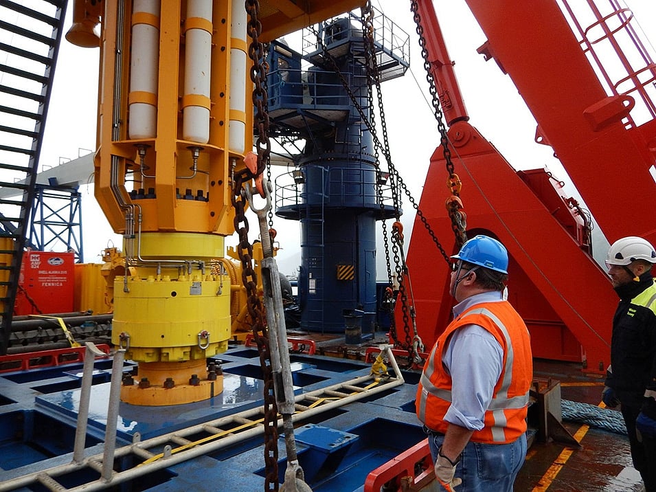 US unveils plans to open OCS for exploration