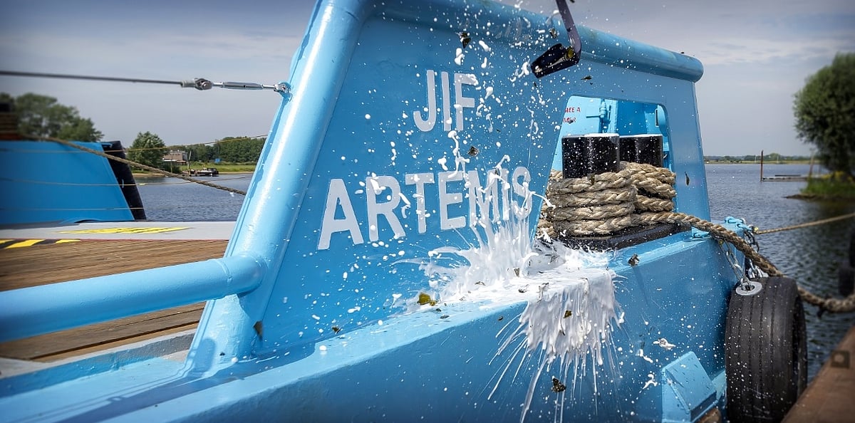 Neptune Marine completes workboat conversion for Jifmar