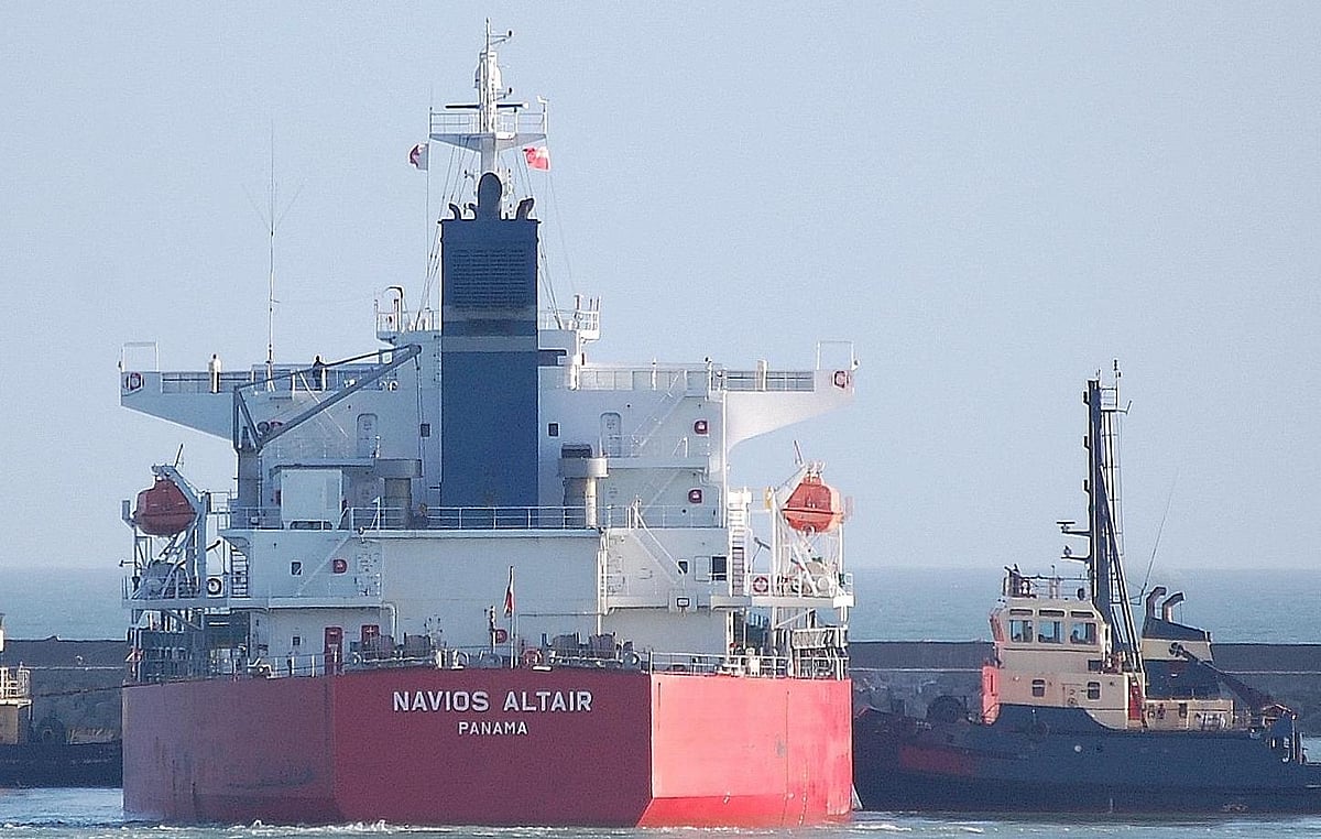 Navios acquires Panamax vessel