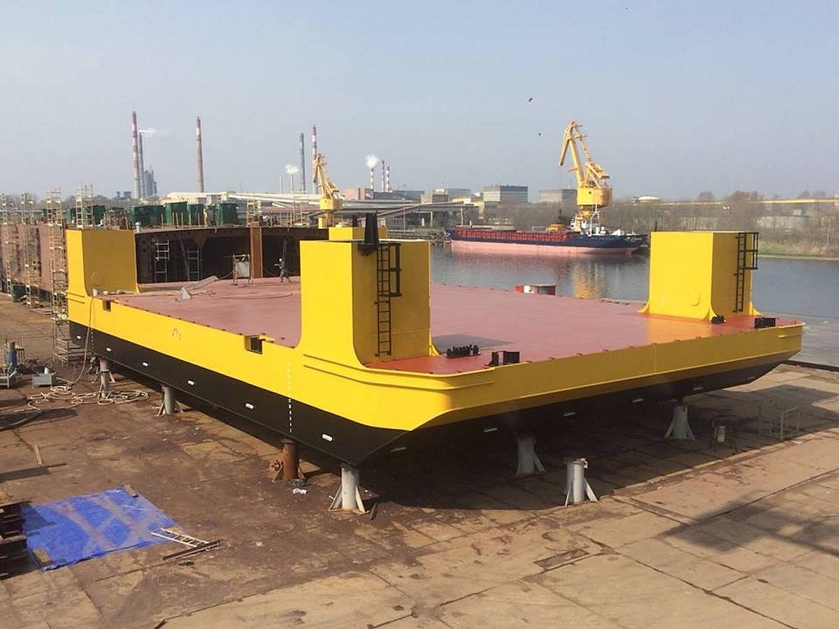 Neptune Marine launches barge for Red7Marine