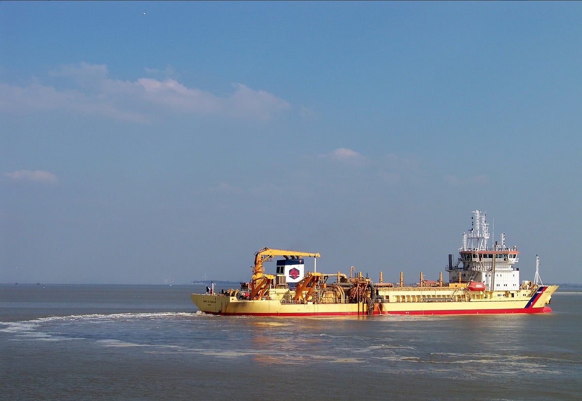 Steel cutting kicks off Europe’s first LNG dredger conversion