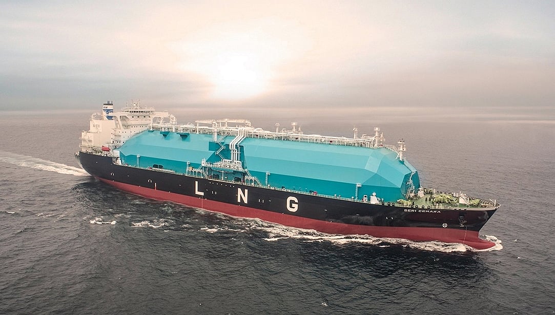 MISC takes delivery of fifth Moss-type LNG carrier