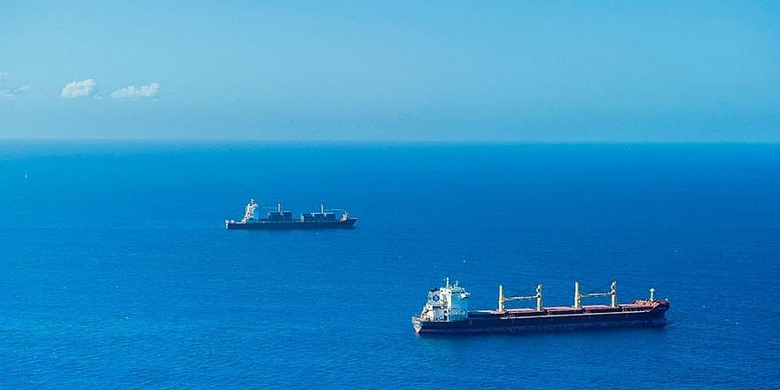 Trafigura applies to build US VLCC port