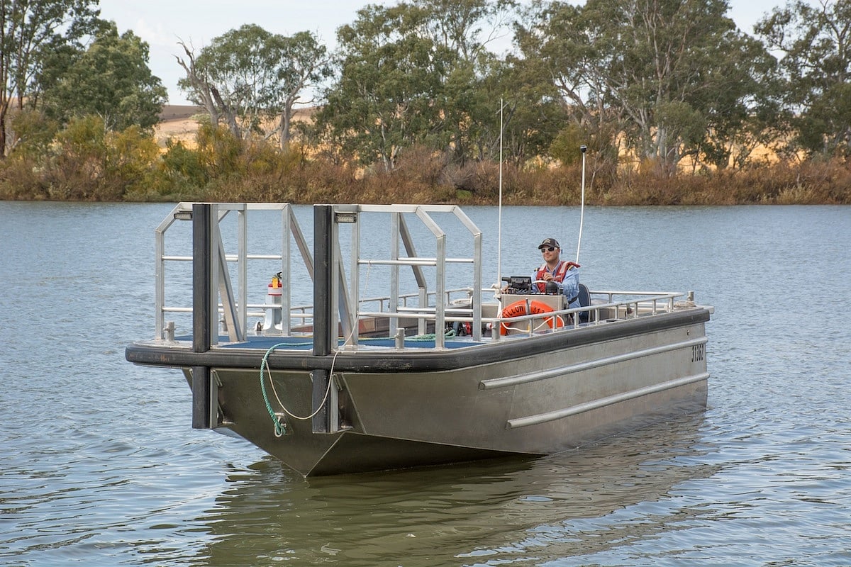 New paddle steamer tender for South Australia