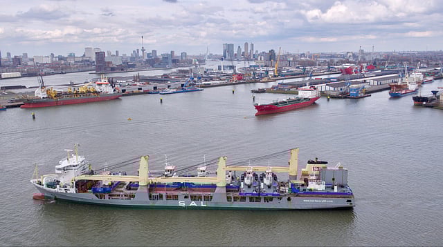 Inland waterway fleet delivered to Russia