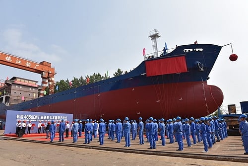 Jiangsu Zhenjiang launches 4,650DWT cargo ship for South Korean owners